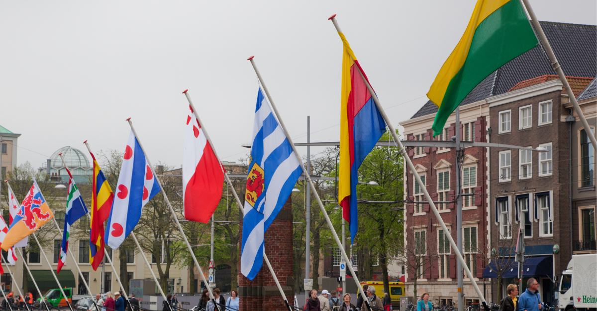 Van buiten naar binnen: public affairs in de provincie - Publyon